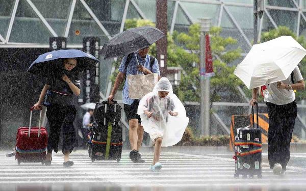 Typhoon Shanshan: Unraveling the Fury and Impact on Japan - Weather Blog